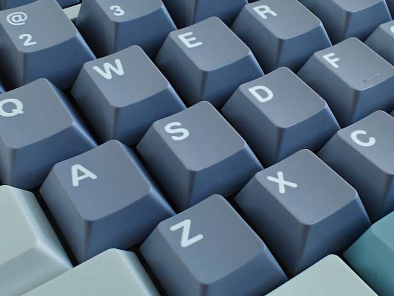 Feker K75 mechanical keyboard review - meet the little Feker - The ...