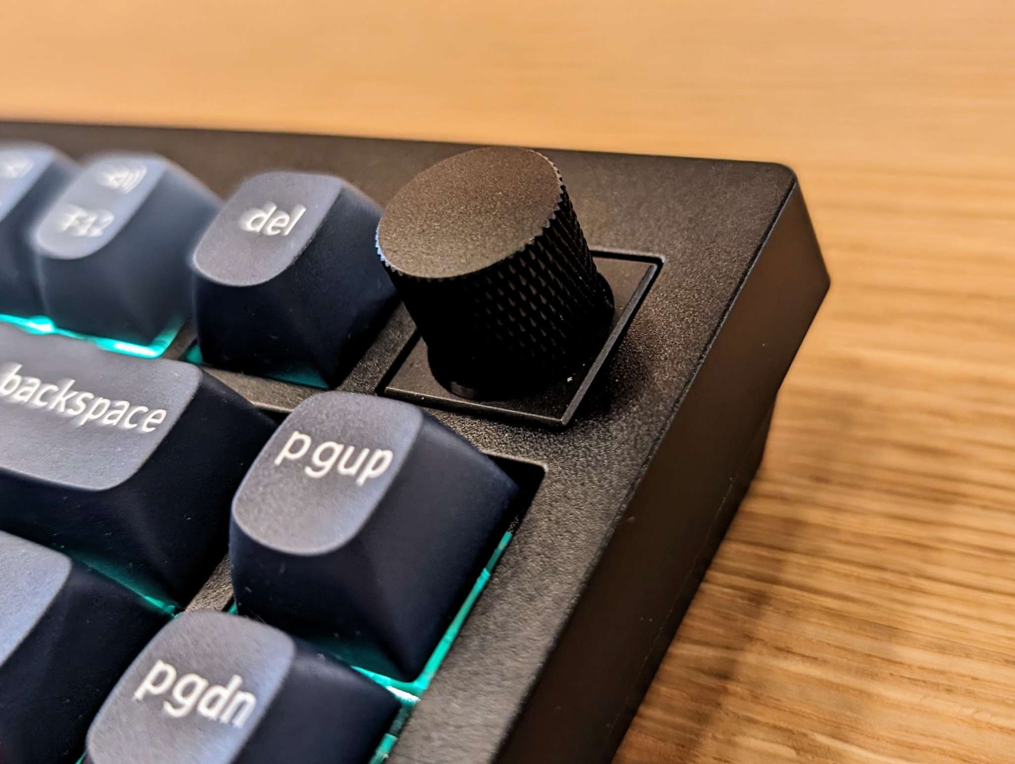 Keychron V1 Max wireless mechanical keyboard and M3 Mini wireless mouse ...