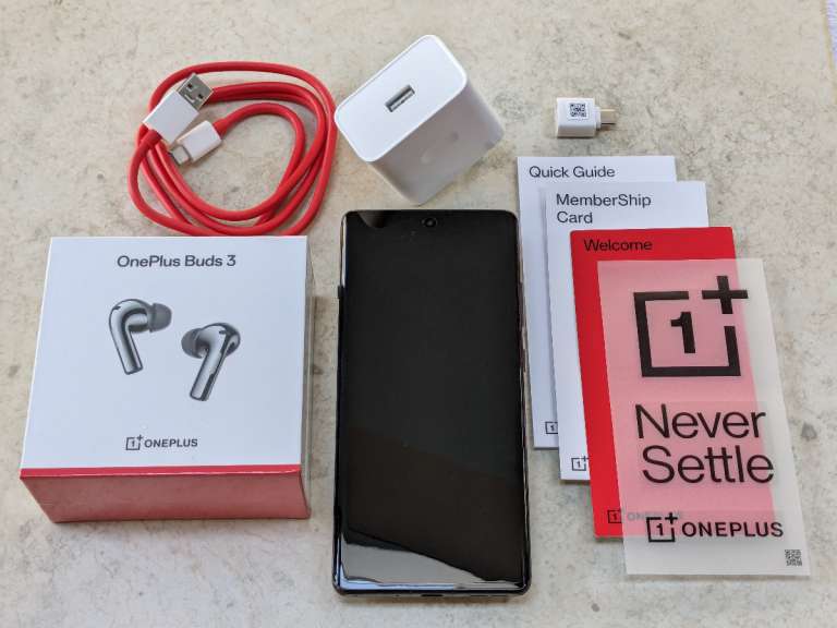 OnePlus 12R Smartphone review - Hot on the heels of flagships - The ...
