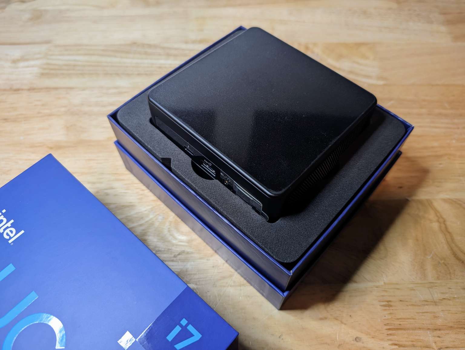 Intel NUC 11 NUC11PAHi7 Panther Canyon Mini PC review - Big processing ...