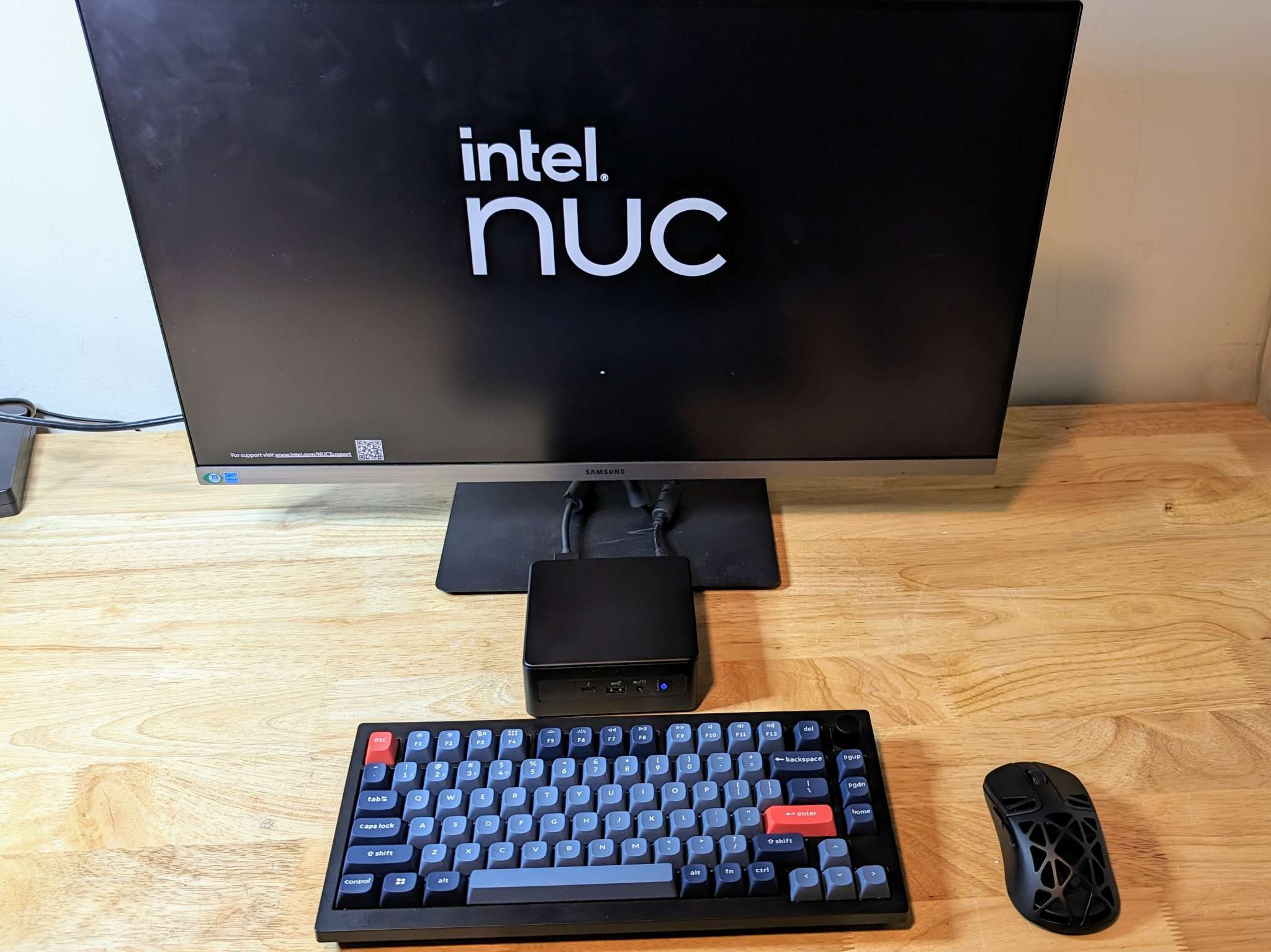Intel NUC 11 NUC11PAHi7 Panther Canyon Mini PC review - Big processing ...