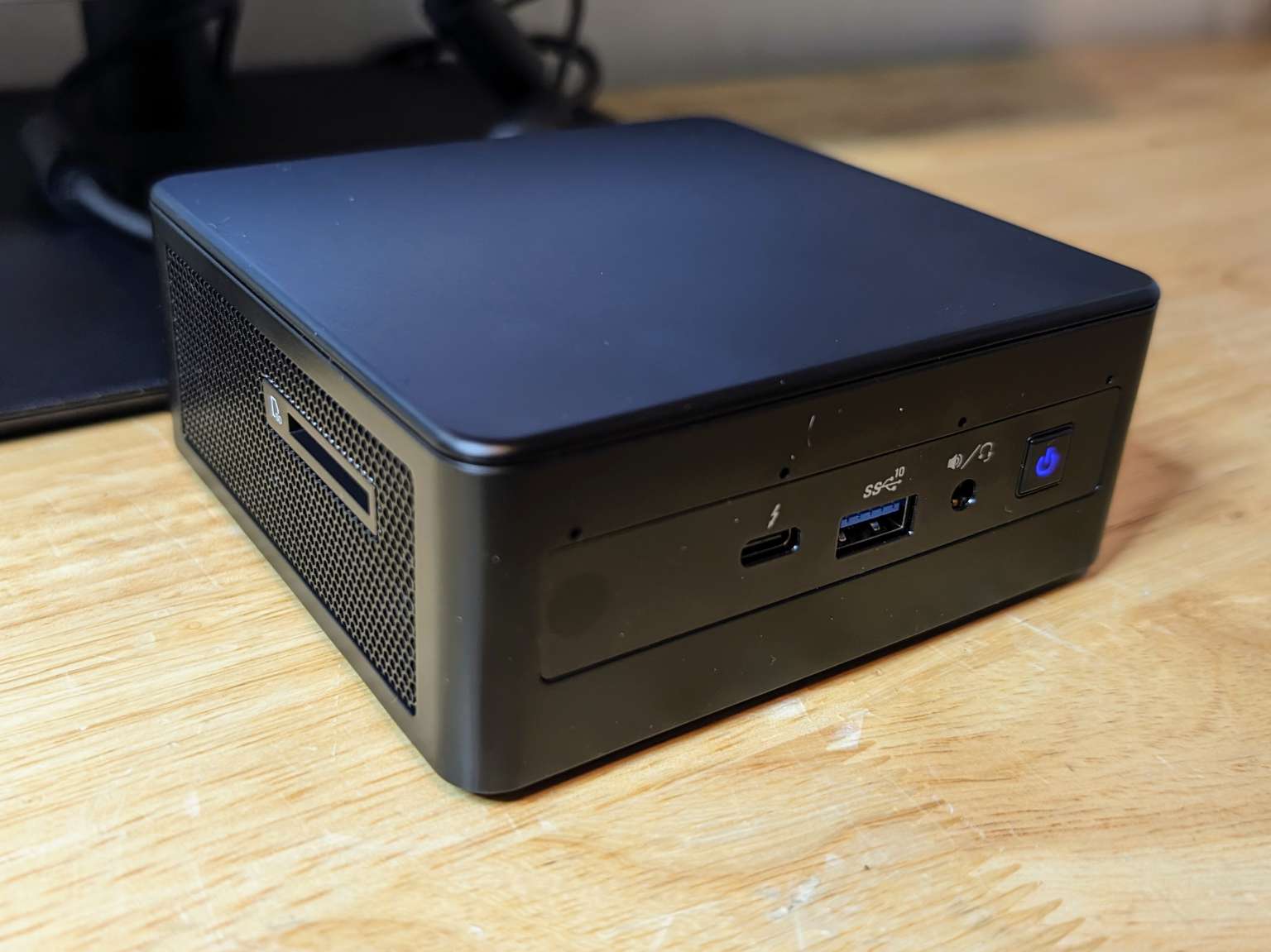 Intel NUC 11 NUC11PAHi7 Panther Canyon Mini PC review - Big processing ...