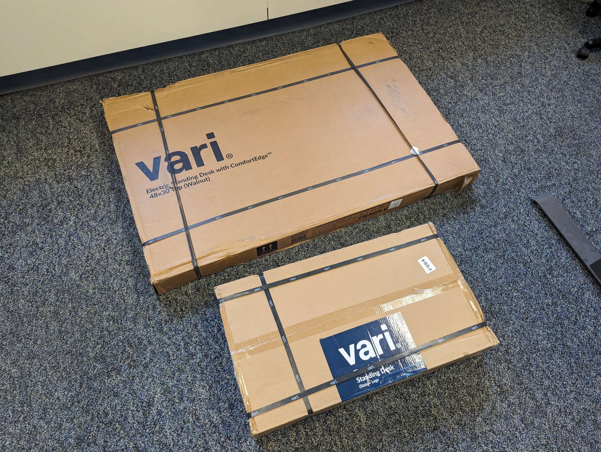 Vari Electric Standing Desk with ComfortEdge 48"x30" review - Still the ...
