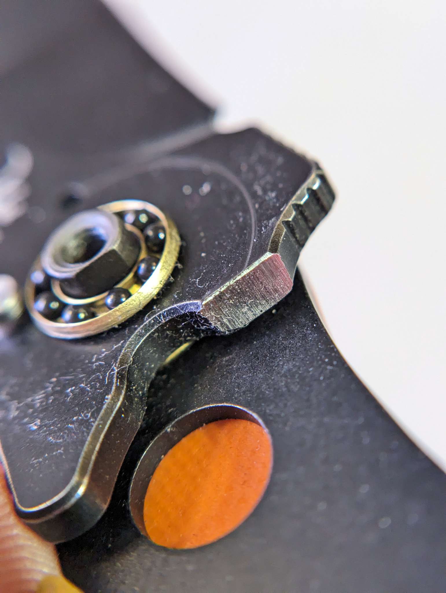 Vosteed Griffin pocket knife review - hawkbill heaven - The Gadgeteer