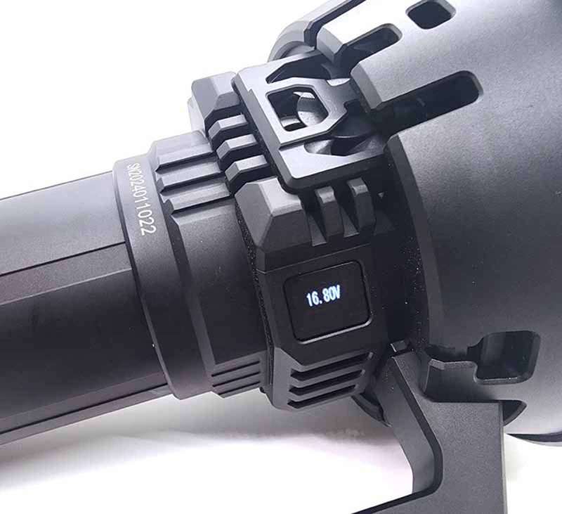 Imalent MS32 200,000 Lumen Flashlight review - for those times you need ...