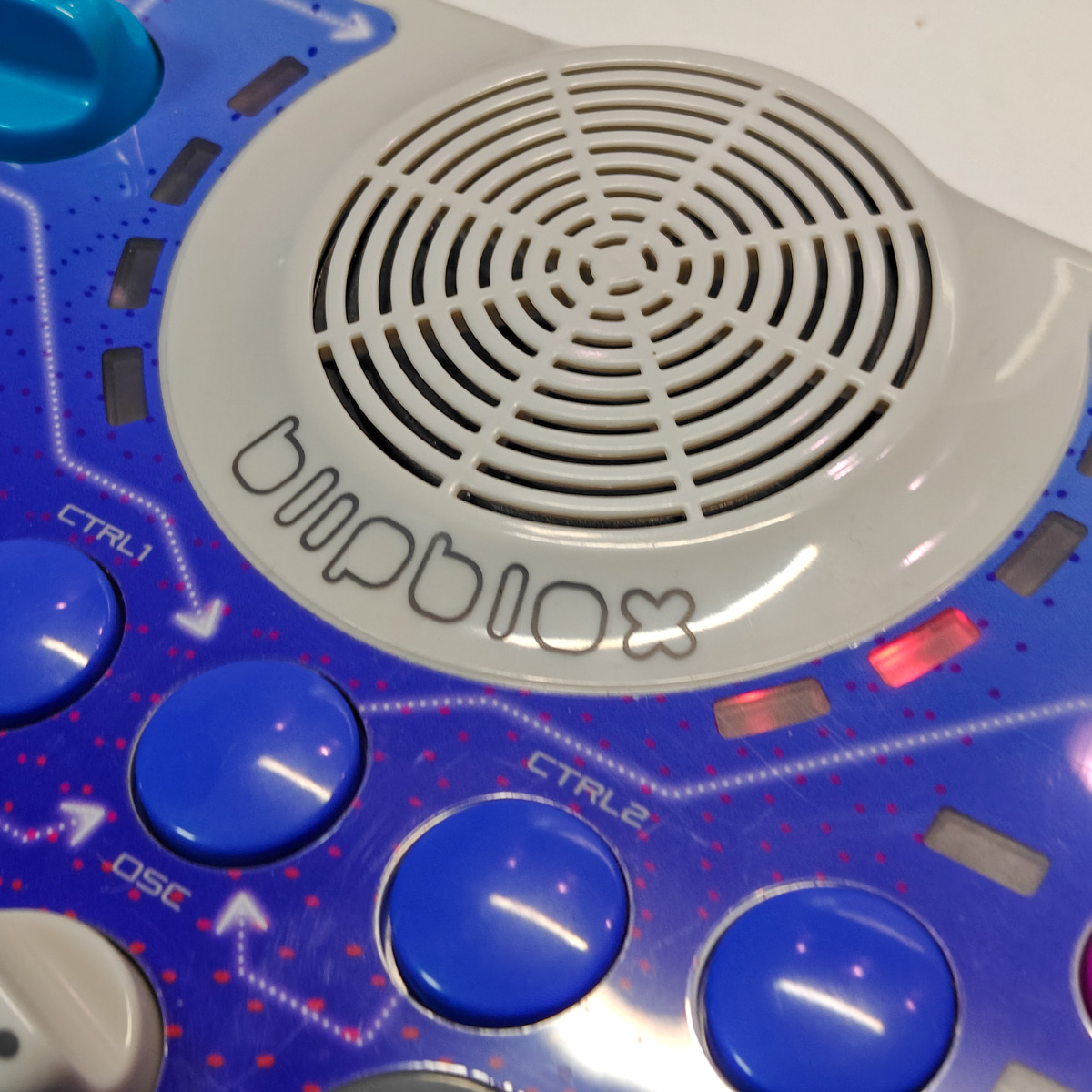 Blipblox SK2 synthesizer review - electronic music fun for kids and ...