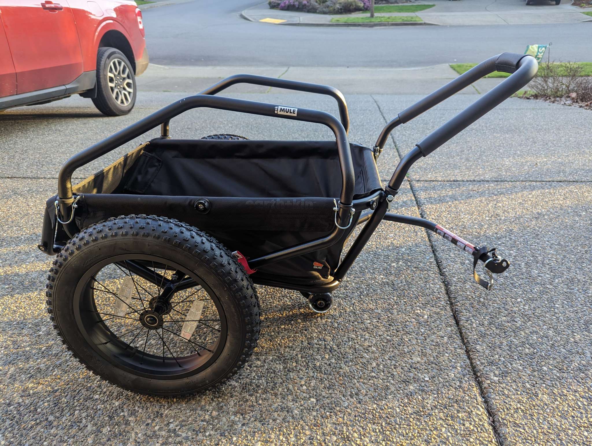 Earth+Kin MULE all terrain wagon with tow bar review - The Gadgeteer
