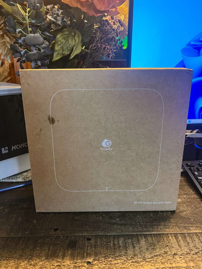 EnGenius ECW536 Cloud Managed 4x4x4 Indoor Tri-Band WiFi 7 Access Point ...