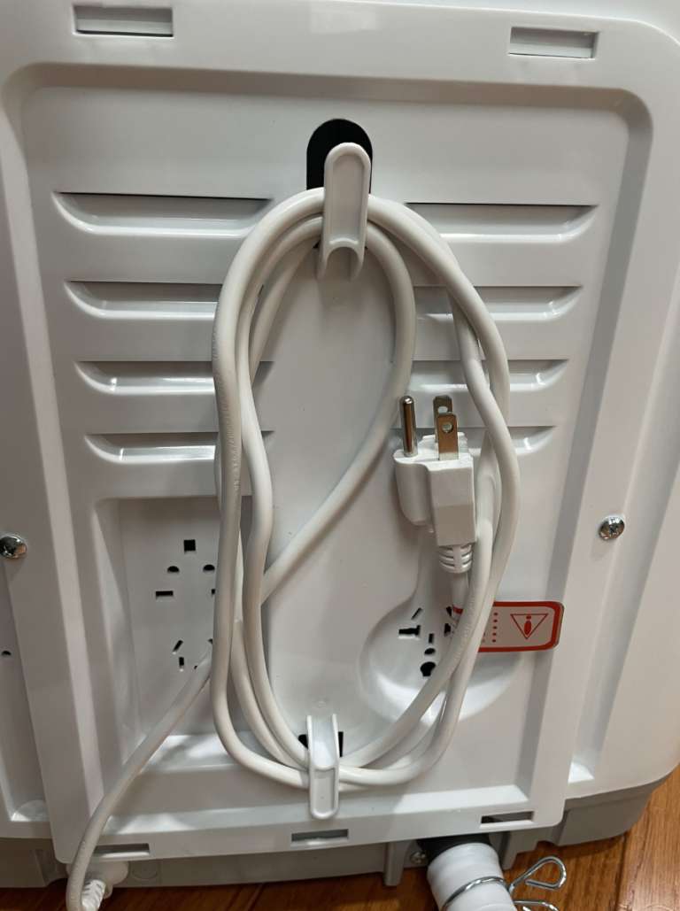 HAVA T01 portable washing machine review - Big cleaning in a small ...