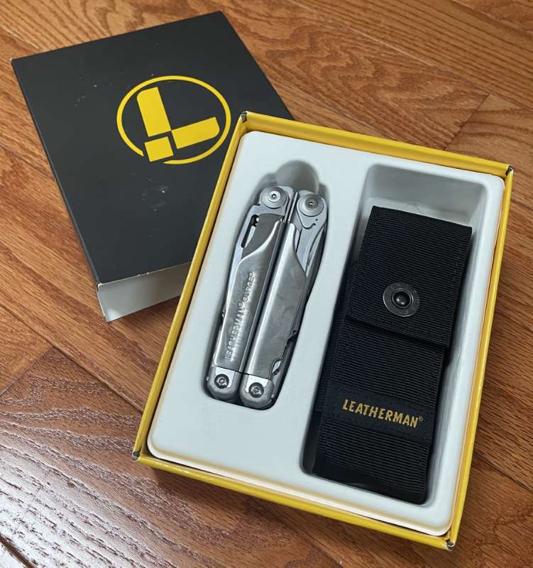 Leatherman Surge Multitool review – "Jack of all trades" tool ...