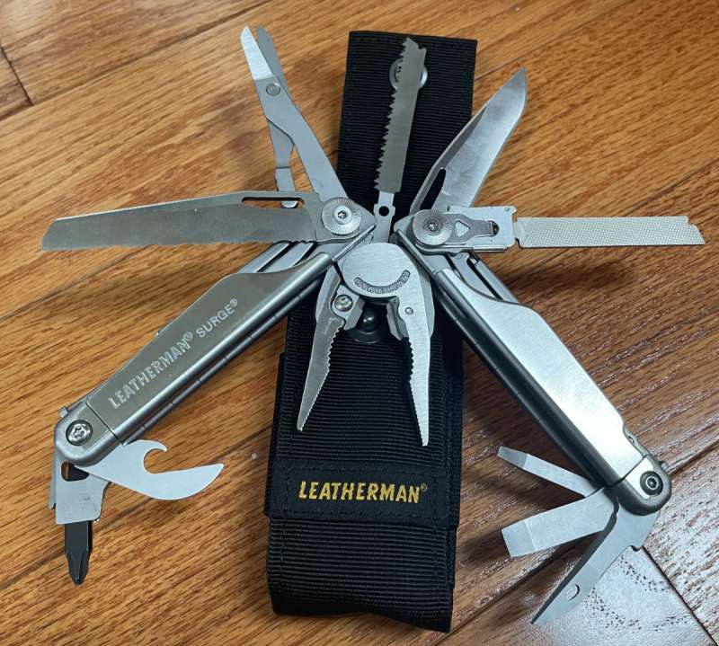 Leatherman Surge Multitool review – "Jack of all trades" tool ...
