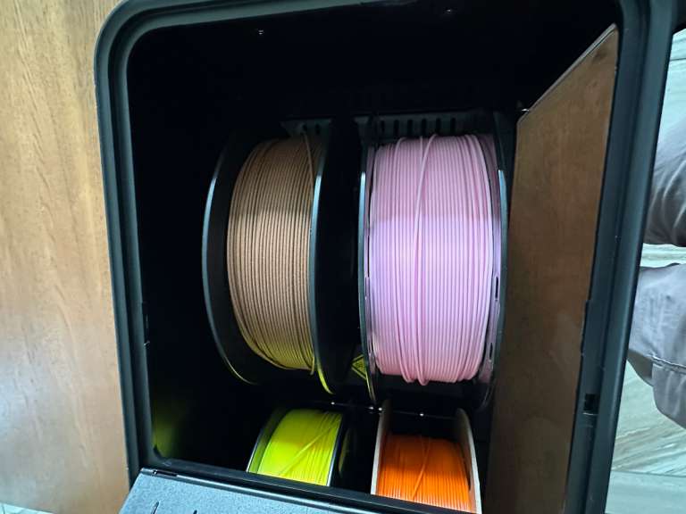 Sunlu FilaDryer S4 filament drying box review - No more stringy PLA for ...