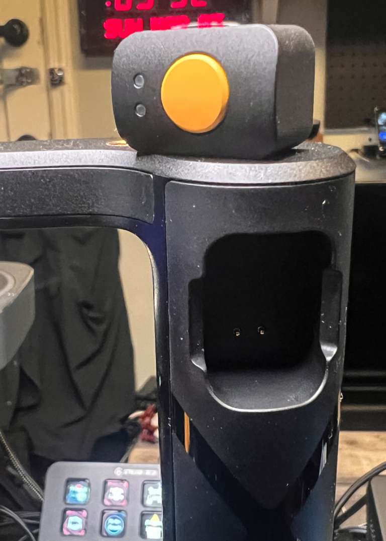 Zeniko smartphone video rig MR11 kit review - add a light and mic to ...