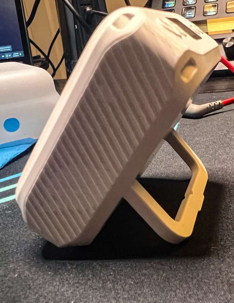 Zeniko smartphone video rig MR11 kit review - add a light and mic to ...