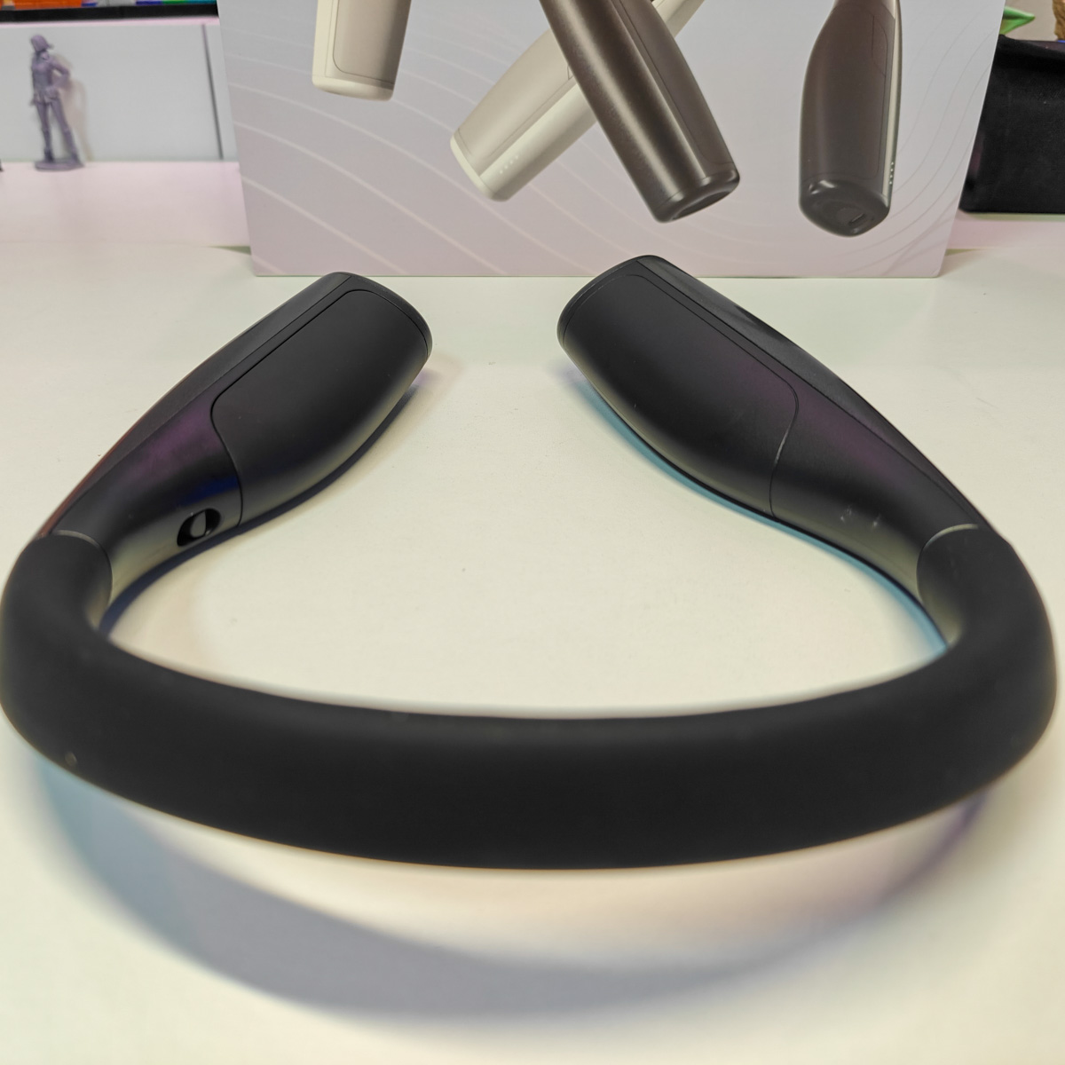 ZyberVR Neck Power Bank review - better than a powerbank in your pocket ...