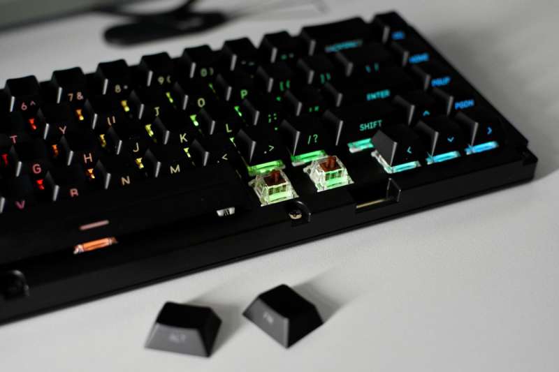 Drop CSTM65 mechanical keyboard review - a more compact version of a ...