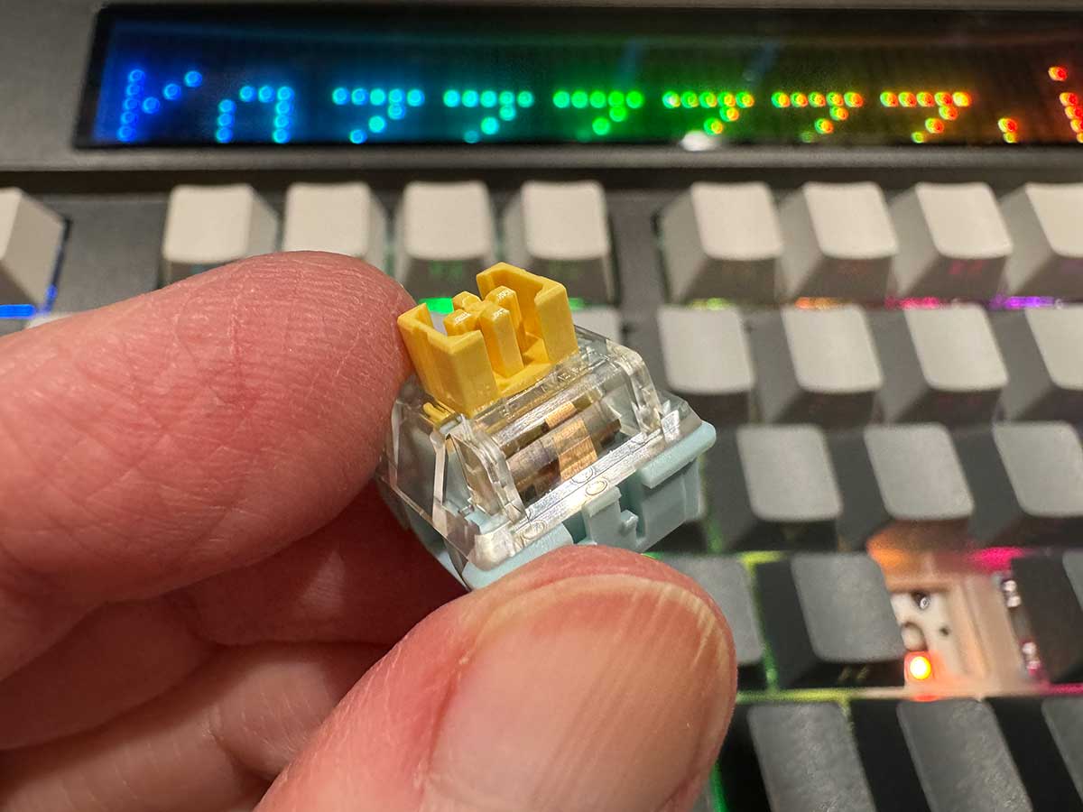 EPOMAKER DynaTab 75x mechanical keyboard review - The Gadgeteer