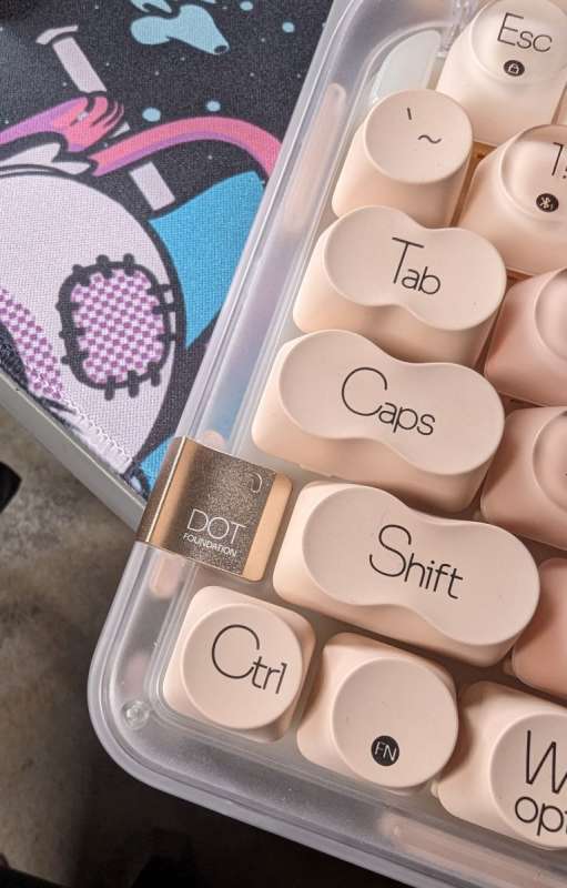 LOFREE DOT Foundation mechanical keyboard review - The Gadgeteer