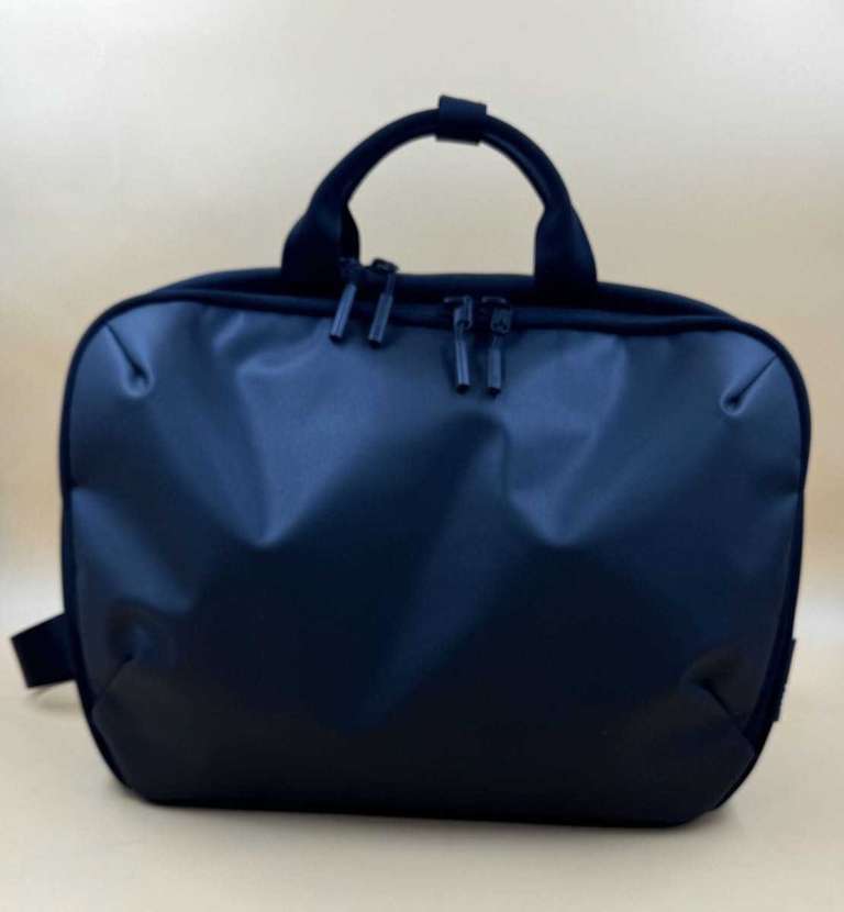 AER Tech Brief review - your mobile office, optimized! - The Gadgeteer