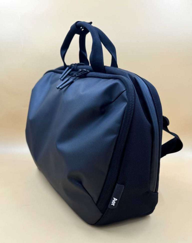 AER Tech Brief review - your mobile office, optimized! - The Gadgeteer