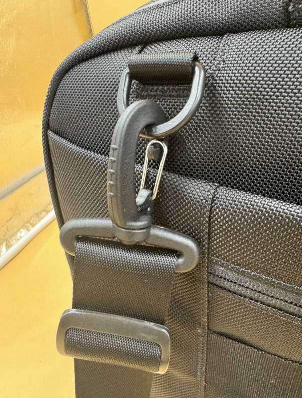 AER Tech Brief review - your mobile office, optimized! - The Gadgeteer