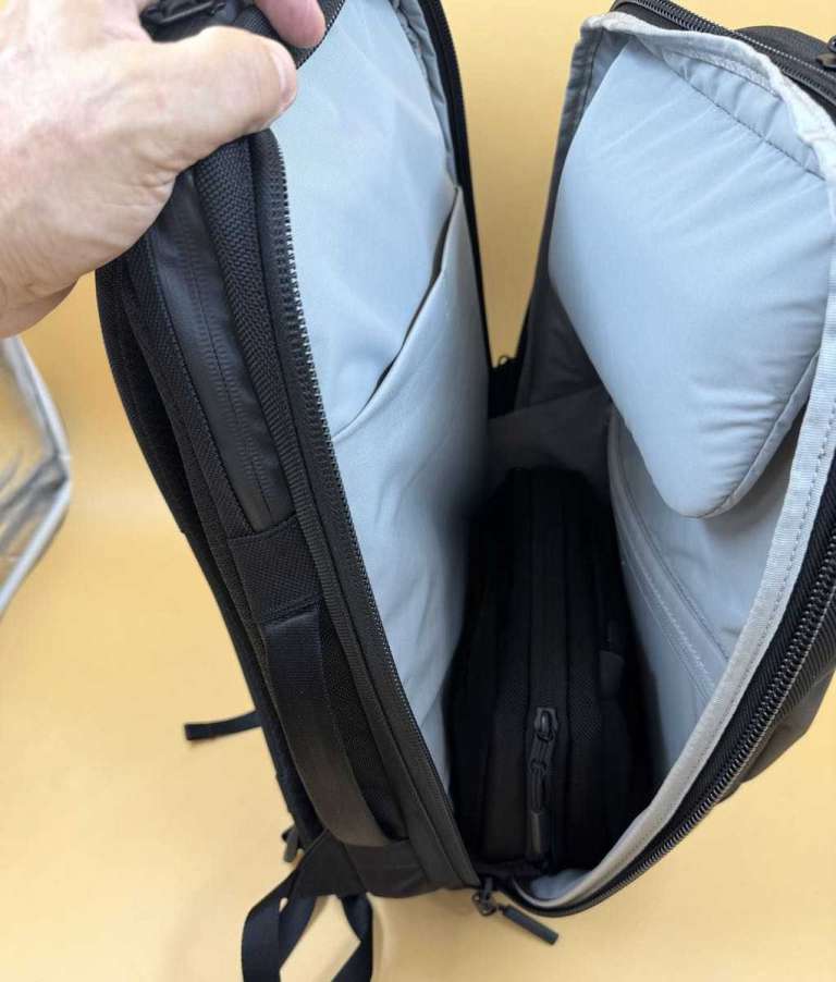 AER Tech Pack 3 backpack review - it's made for the road warriors ...