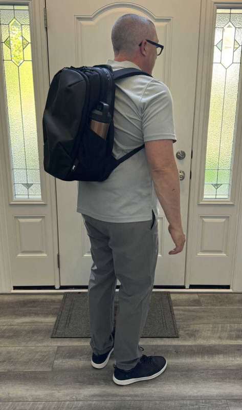 AER Tech Pack 3 backpack review - it's made for the road warriors ...