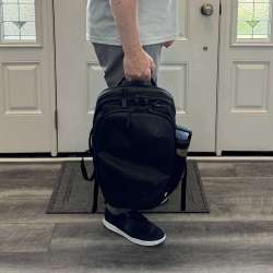 AER Tech Pack 3 backpack review - it's made for the road warriors ...