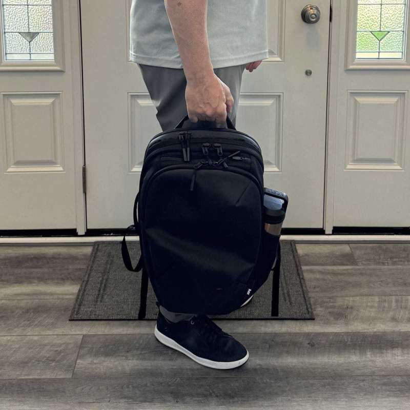 AER Tech Pack 3 backpack review - it's made for the road warriors ...