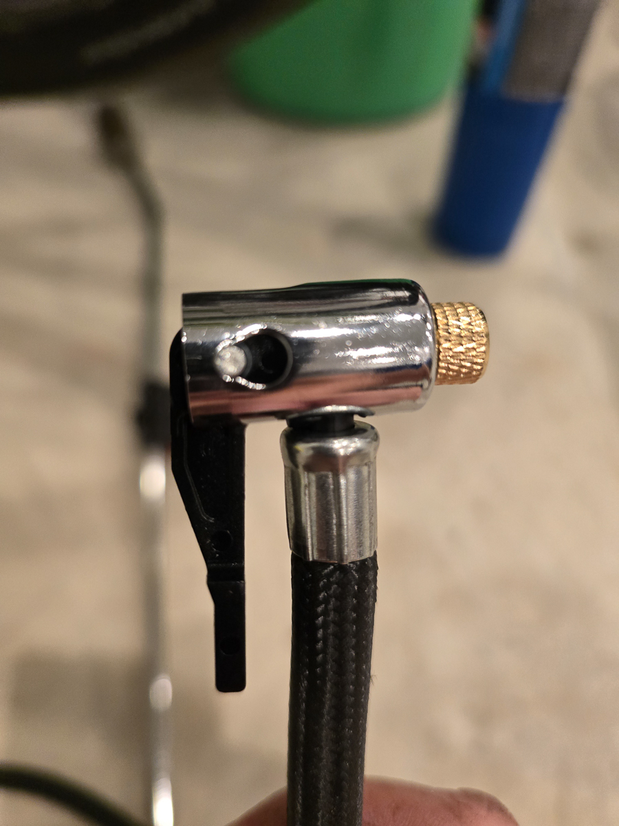 Anykit Car Tire Inflator review - The Gadgeteer