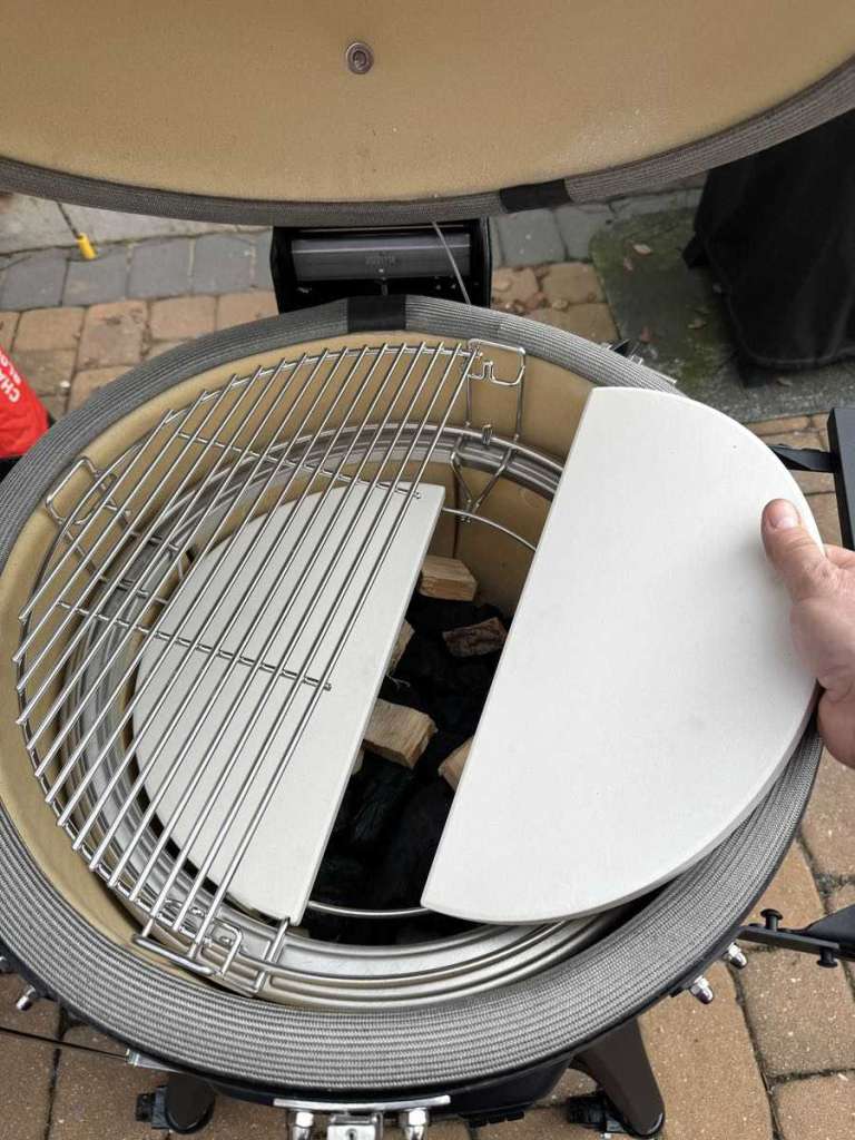 Kamado Joe Konnected Joe Digital Charcoal Grill & Smoker review - The ...