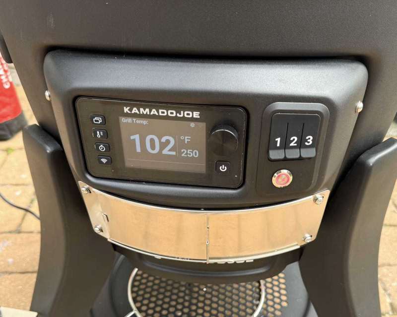 Kamado Joe Konnected Joe Digital Charcoal Grill & Smoker review - The ...