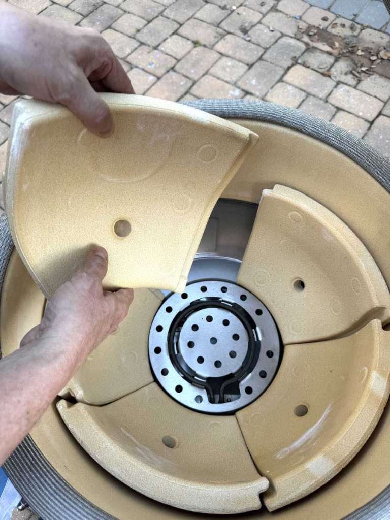 Kamado Joe Konnected Joe Digital Charcoal Grill & Smoker review - The ...