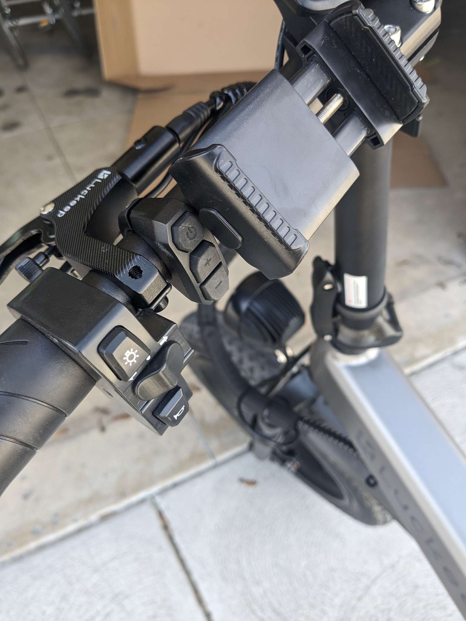 Luckeep X1 folding electric bike review - The Gadgeteer