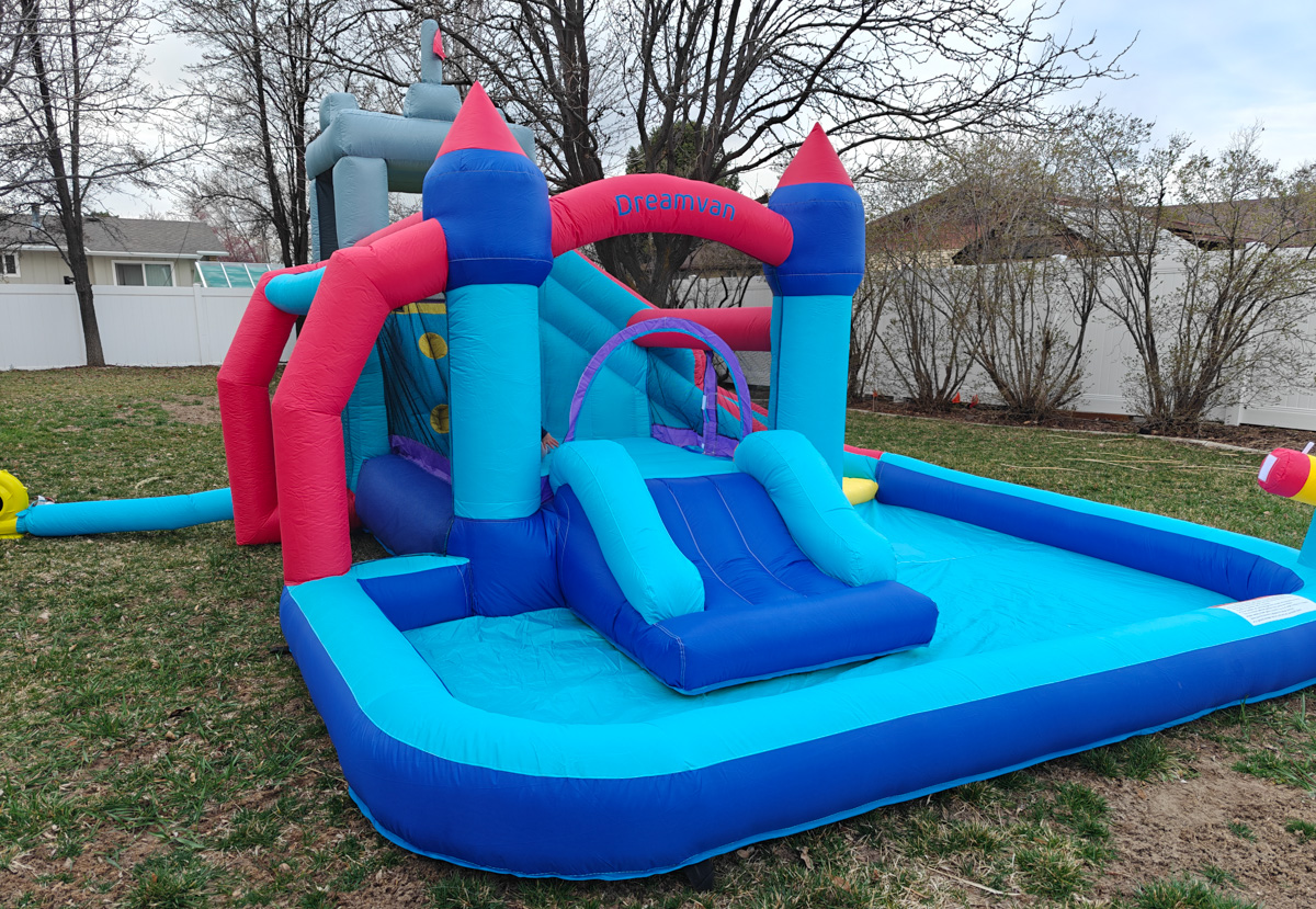 Whubefy Inflatable Bounce House Water Slide review - everything a kid ...