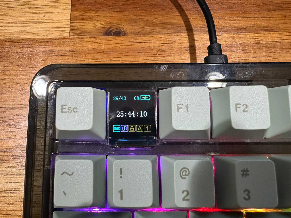 EPOMAKER x LEOBOG K81 Pro Wireless Mechanical Keyboard DIY Kit review - The Gadgeteer