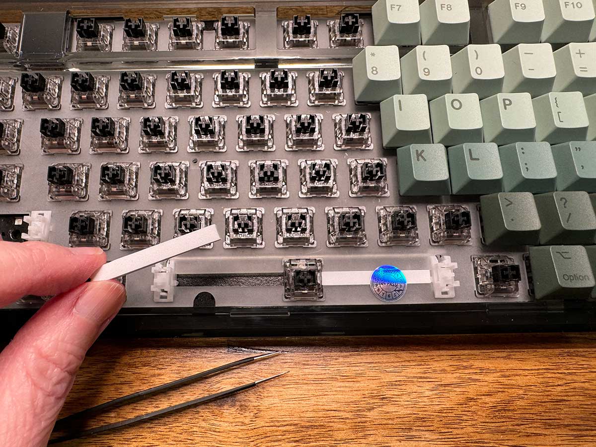 EPOMAKER x LEOBOG K81 Pro Wireless Mechanical Keyboard DIY Kit review - The Gadgeteer
