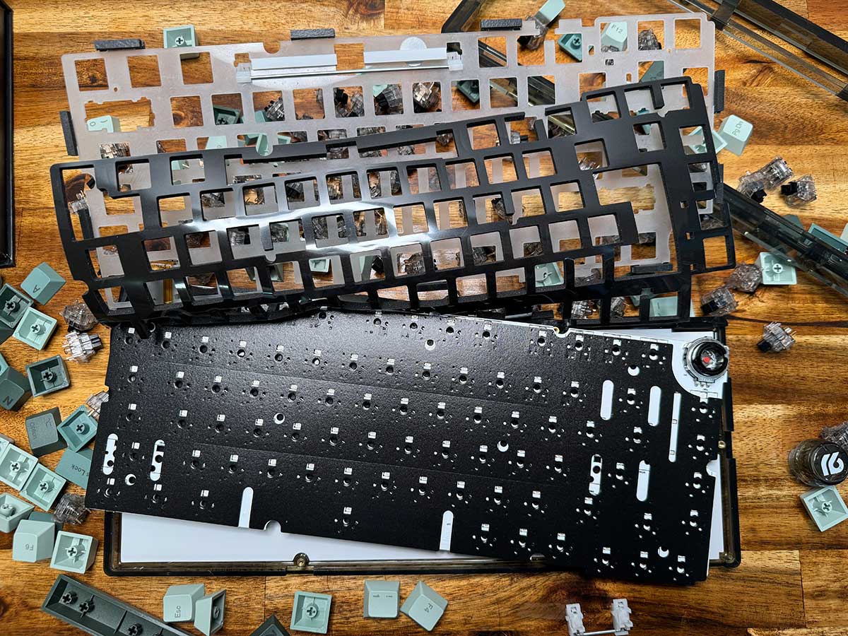 EPOMAKER x LEOBOG K81 Pro Wireless Mechanical Keyboard DIY Kit review - The Gadgeteer
