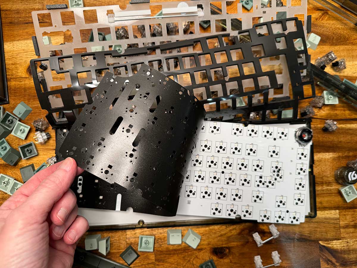 EPOMAKER x LEOBOG K81 Pro Wireless Mechanical Keyboard DIY Kit review - The Gadgeteer