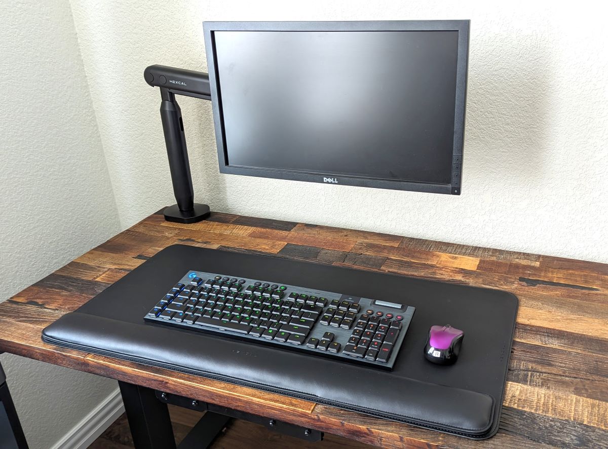 Hexcal Single Monitor Arm and Desk Mat Bundle review - attractive ...