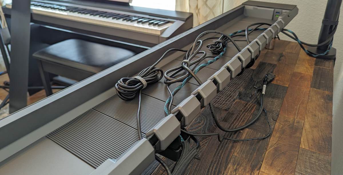 Hexcal Studio Review – Upscale Desk Organization/Power with an Upscale