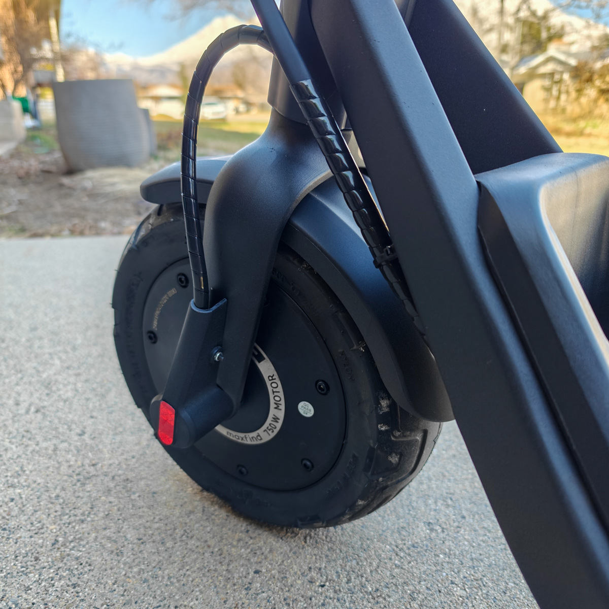 Maxfind Glider G5 Pro Electric Scooter review - I love me some ...