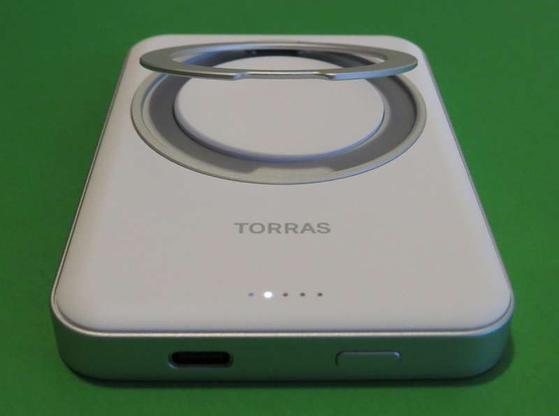 TORRAS Magsafe Portable Charger Power Bank (5000 mAh / 10000 mAh sizes ...