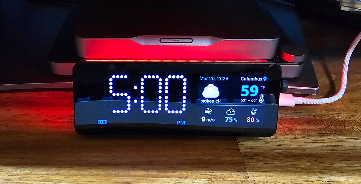 Vobot Mini Dock review - A very cool 7-in-1 desk hub app clock! - The ...