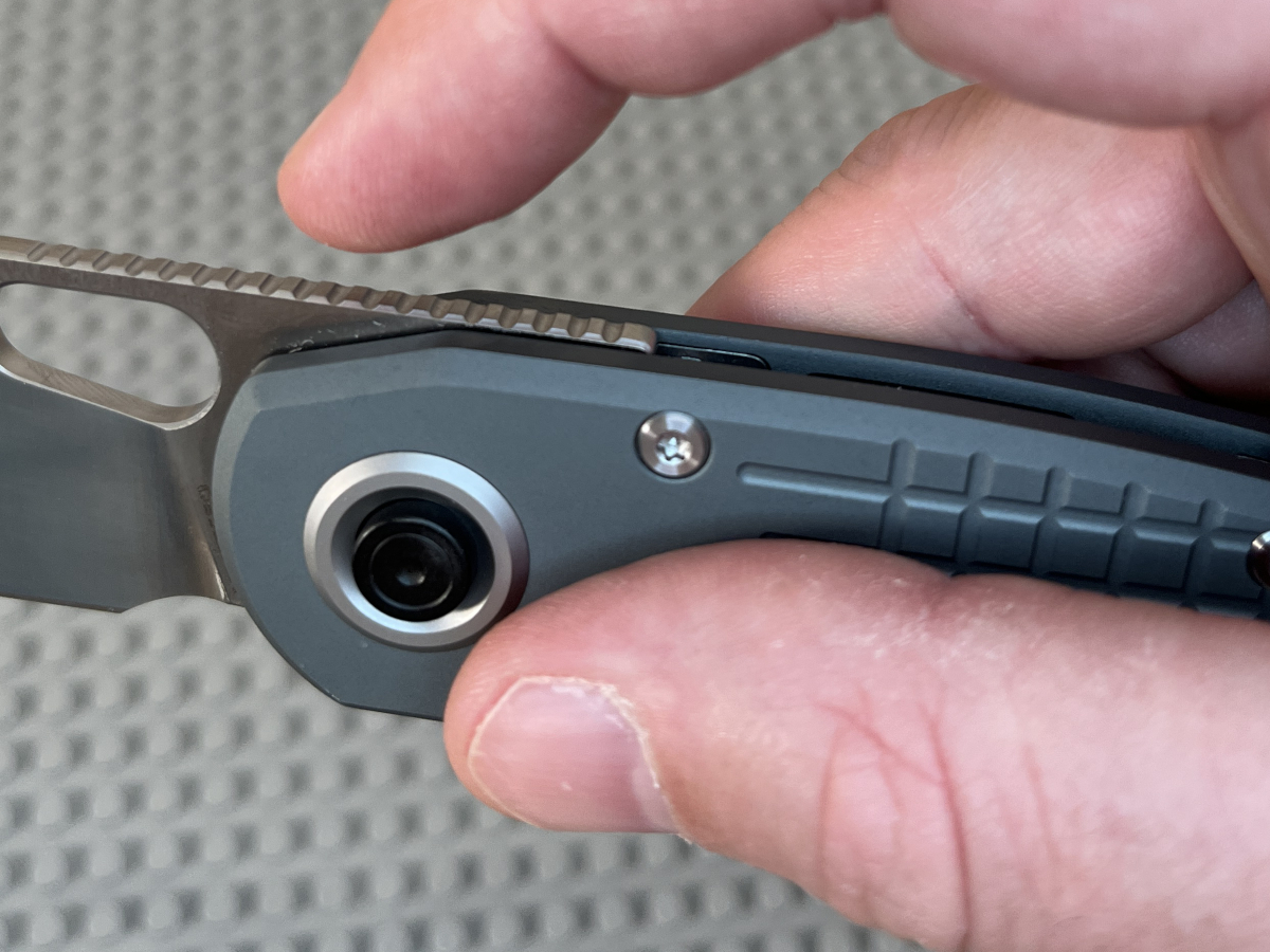 Vosteed Ankylo Pocket Knife review - The Gadgeteer