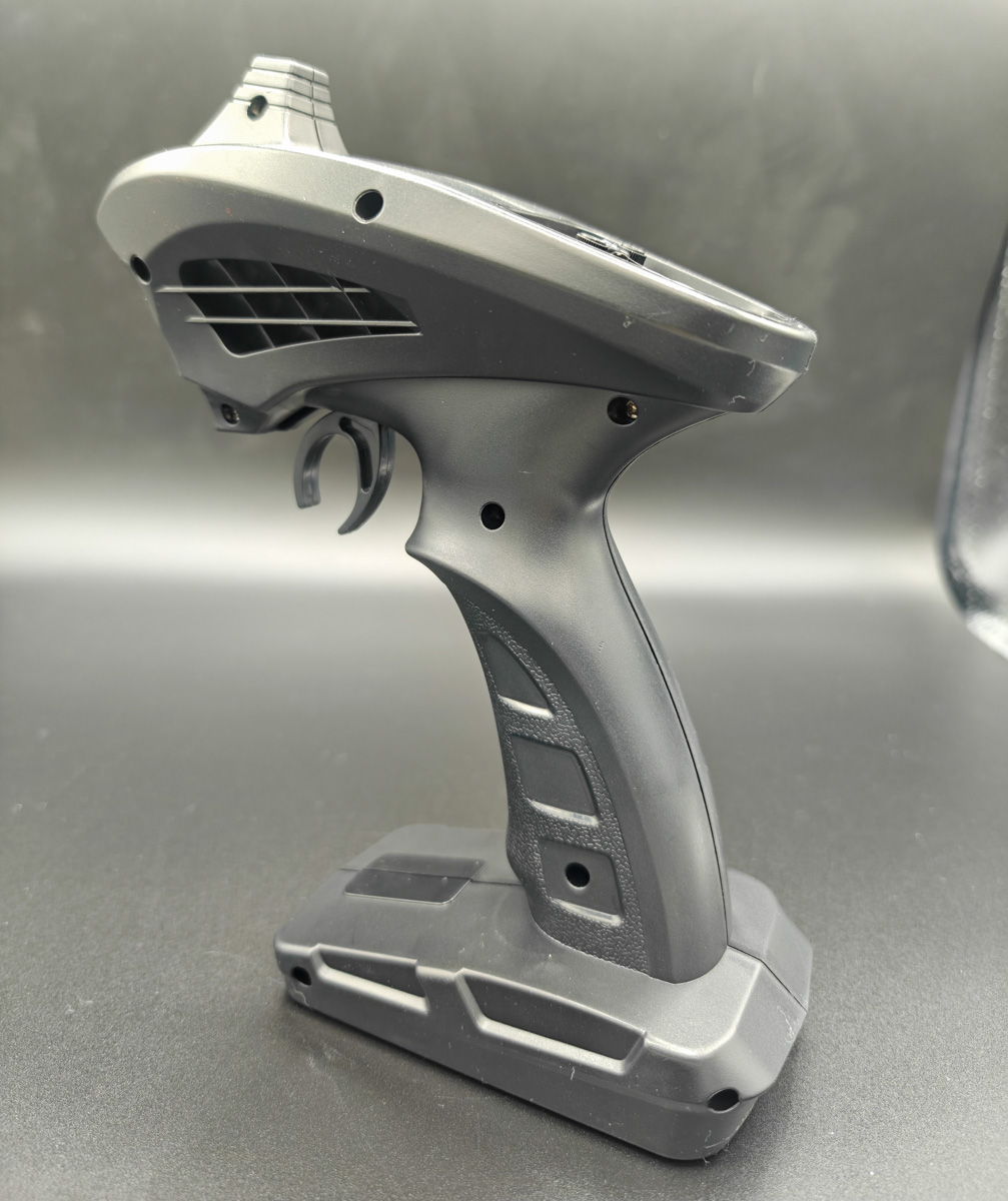 DEERC Fast Brushless RC Shark Boat review - bringing the RC party to ...