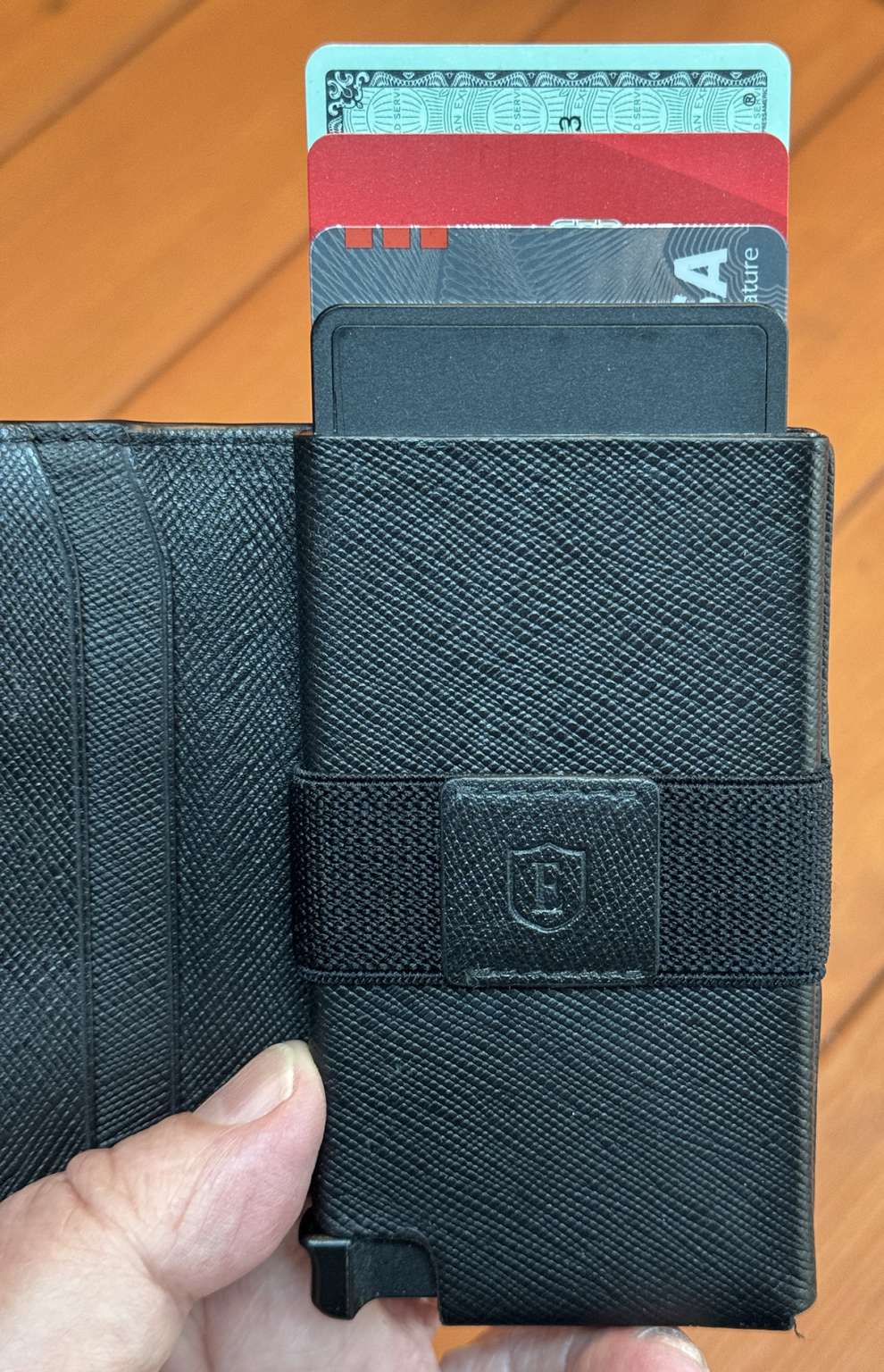 Ekster Finder Card review – Like an Apple AirTag, but in a credit card ...