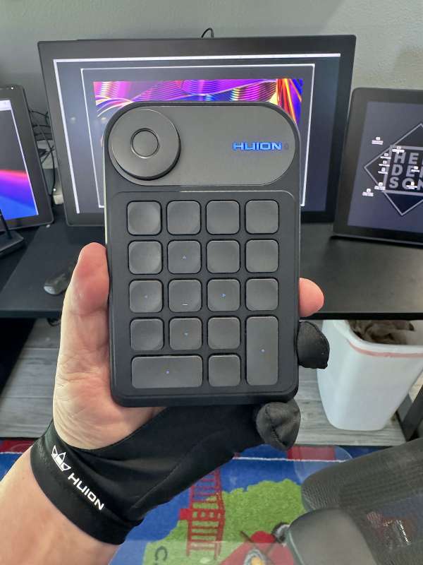 Huion Kamvas Pro 27 graphics display review – a pro that’s big in size ...