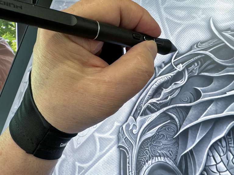 Huion Kamvas Pro 27 graphics display review – a pro that’s big in size ...