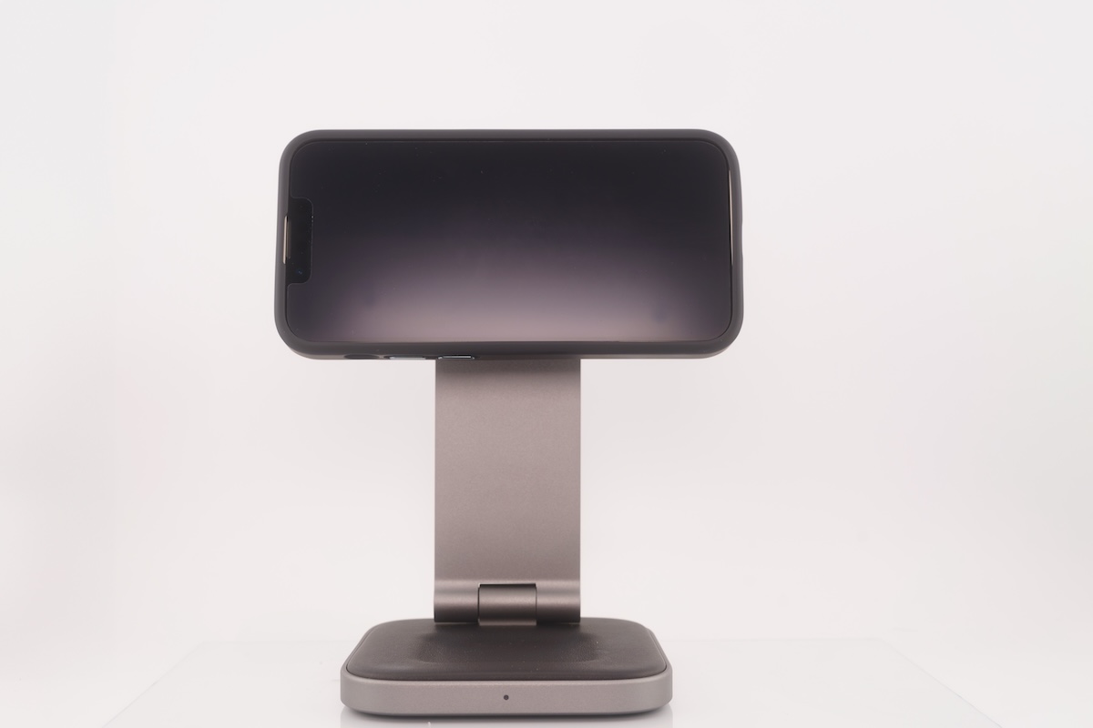 Satechi 3-in-1 Foldable Qi2 Wireless Charging Stand review - The Gadgeteer